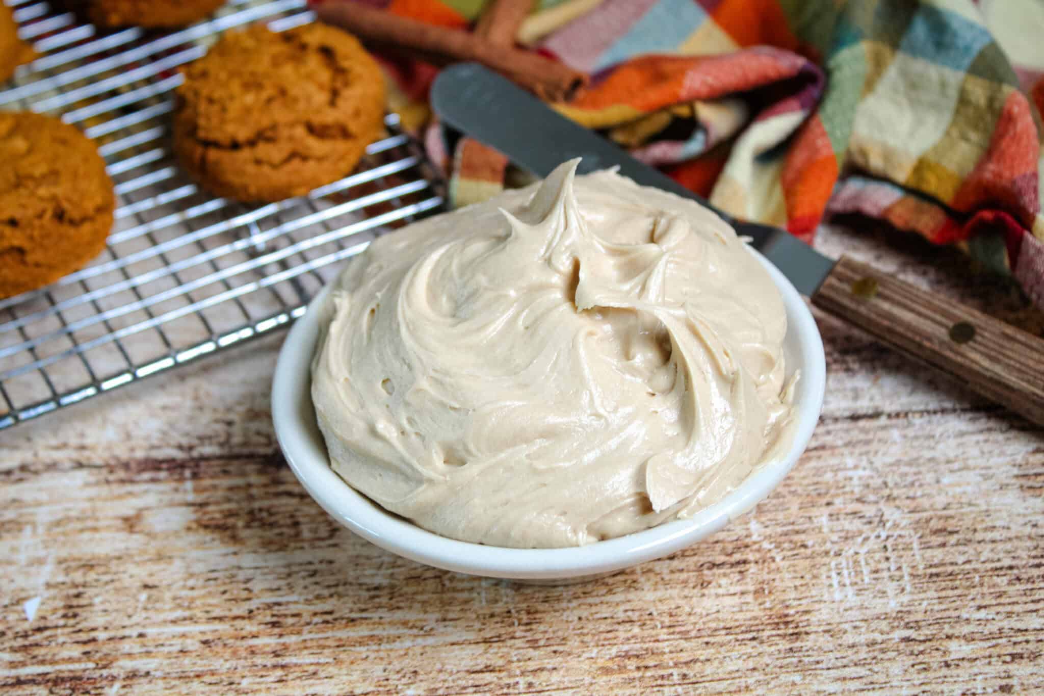 Maple Buttercream Frosting - Baked Broiled and Basted